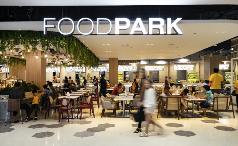 Central Plaza Chonburi Food Park - Whitesp-ce