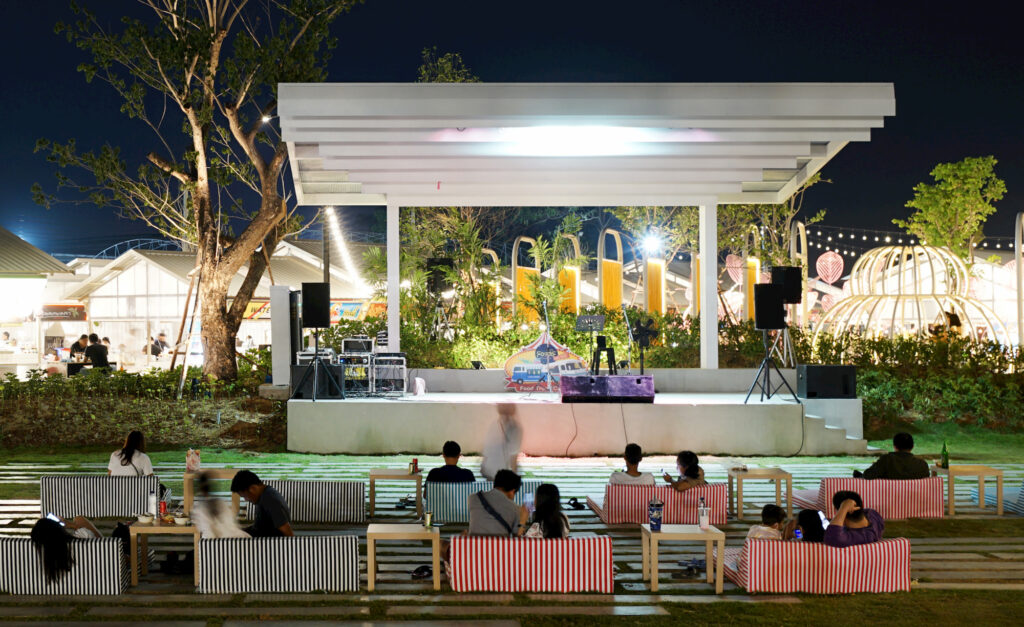 Foodie Market - Whitesp-ce